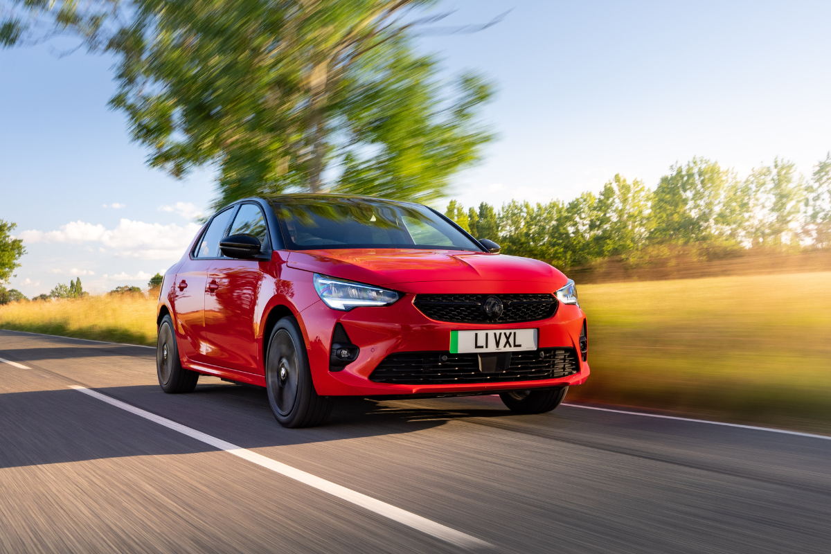Top 10 first cars for new drivers | Regit