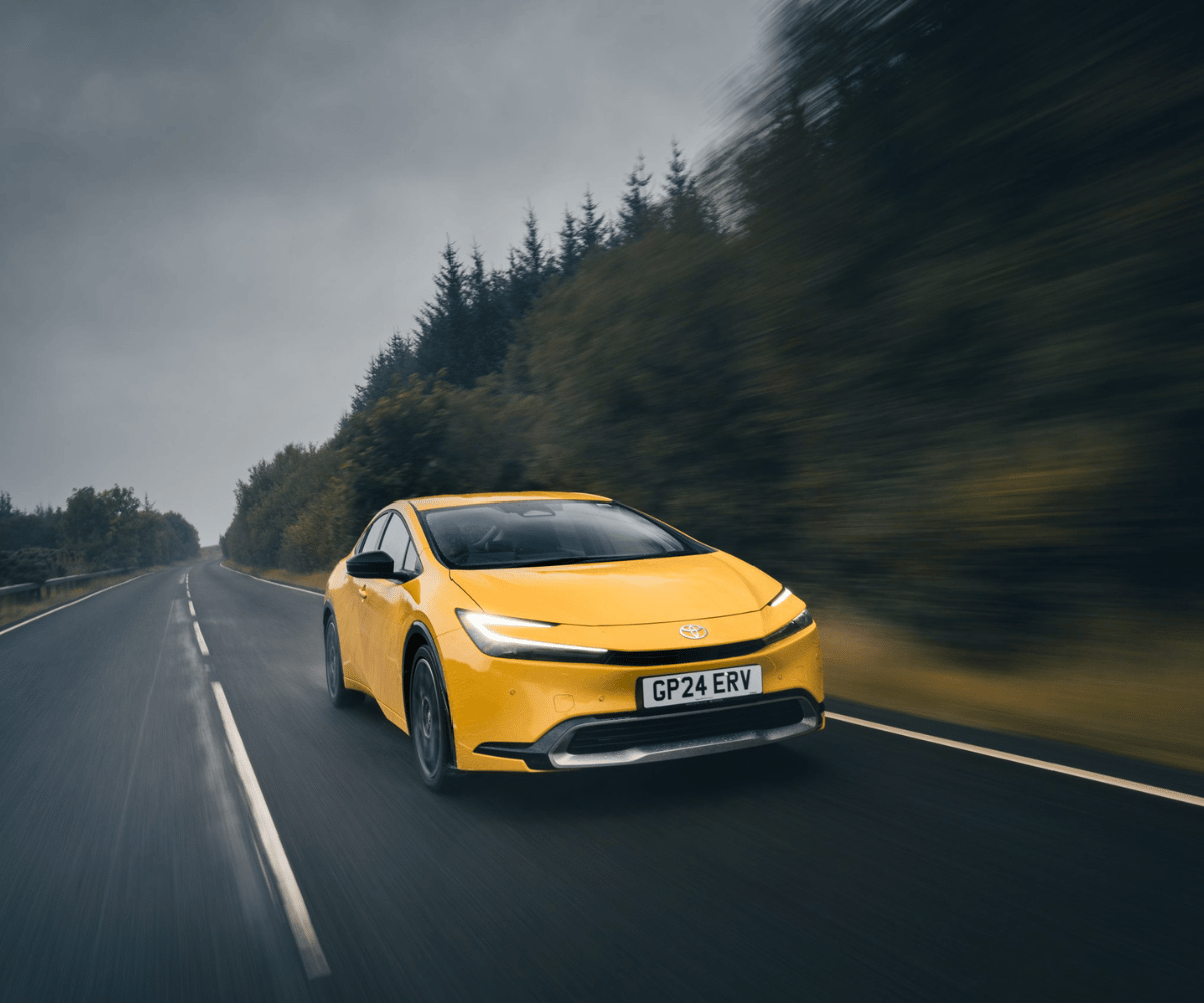 Top 10 Fuel Efficient Cars in the UK | Regit