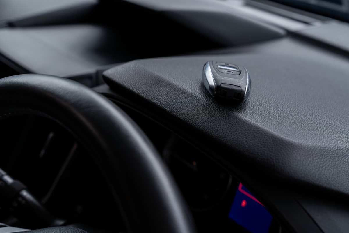 Why keyless car theft just got harder in the UK (2026 law update) | Regit